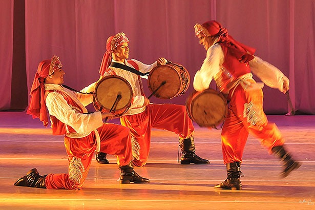 Dancing Dabke - Lebanon Traveler