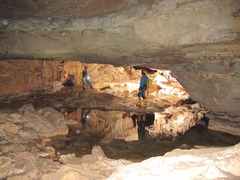 4 Caves to Get Lost in - Lebanon Traveler