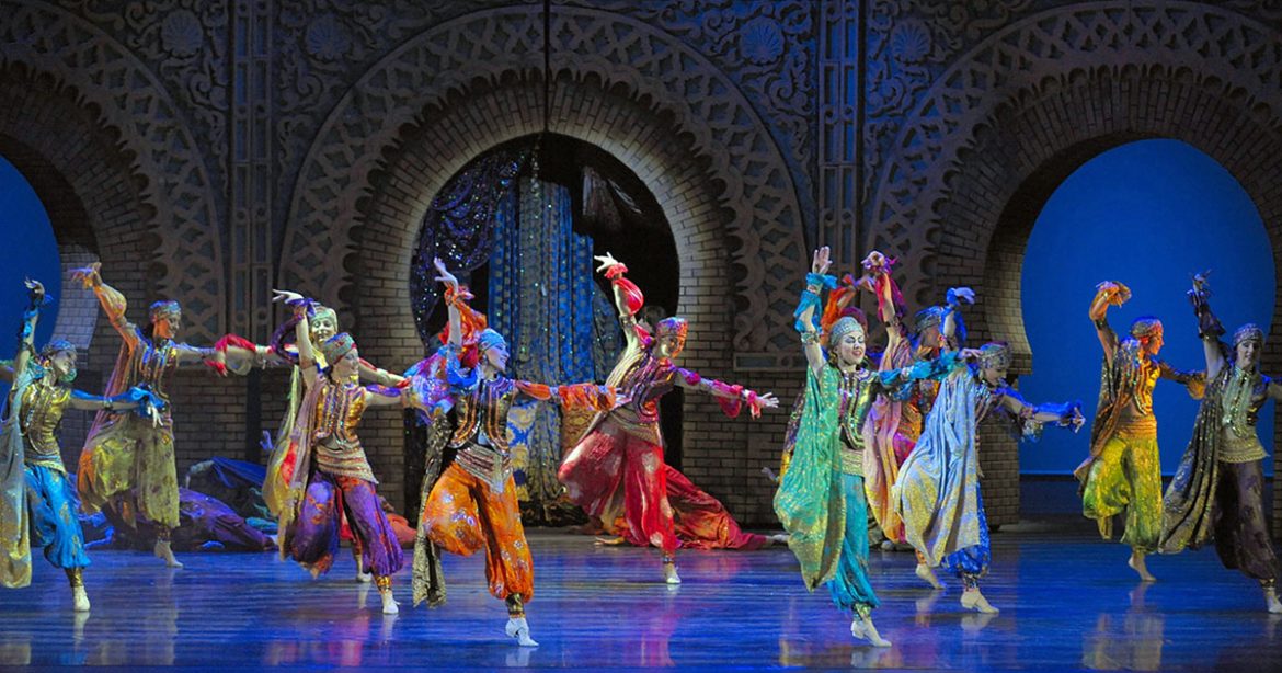 Why We Love Dabke - Lebanon Traveler