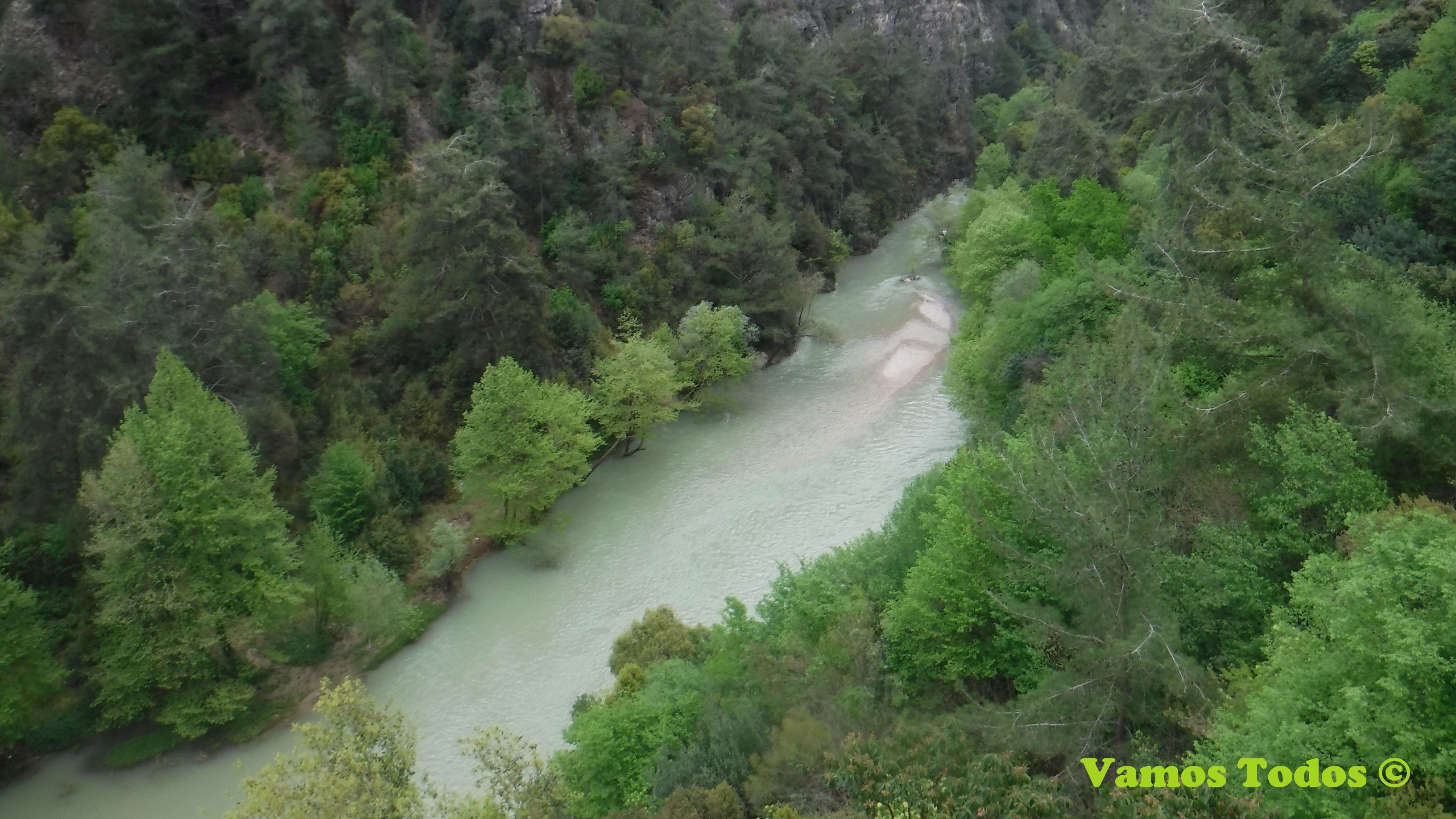 Chouwen Lake Hike with Vamos Todos - Lebanon Traveler