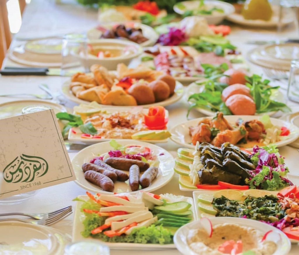 6 Stomach-Satisfying Foodie Destinations in Lebanon - Lebanon Traveler