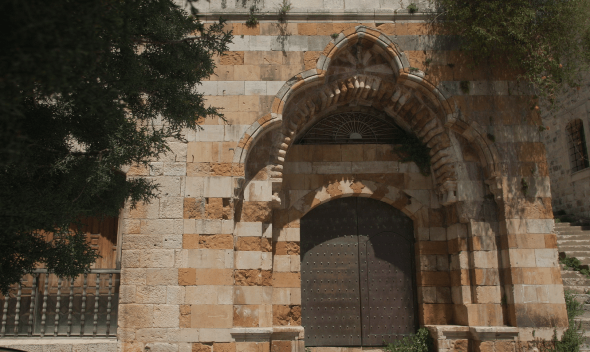 Lebanon Traveler - Lebanon Traveler