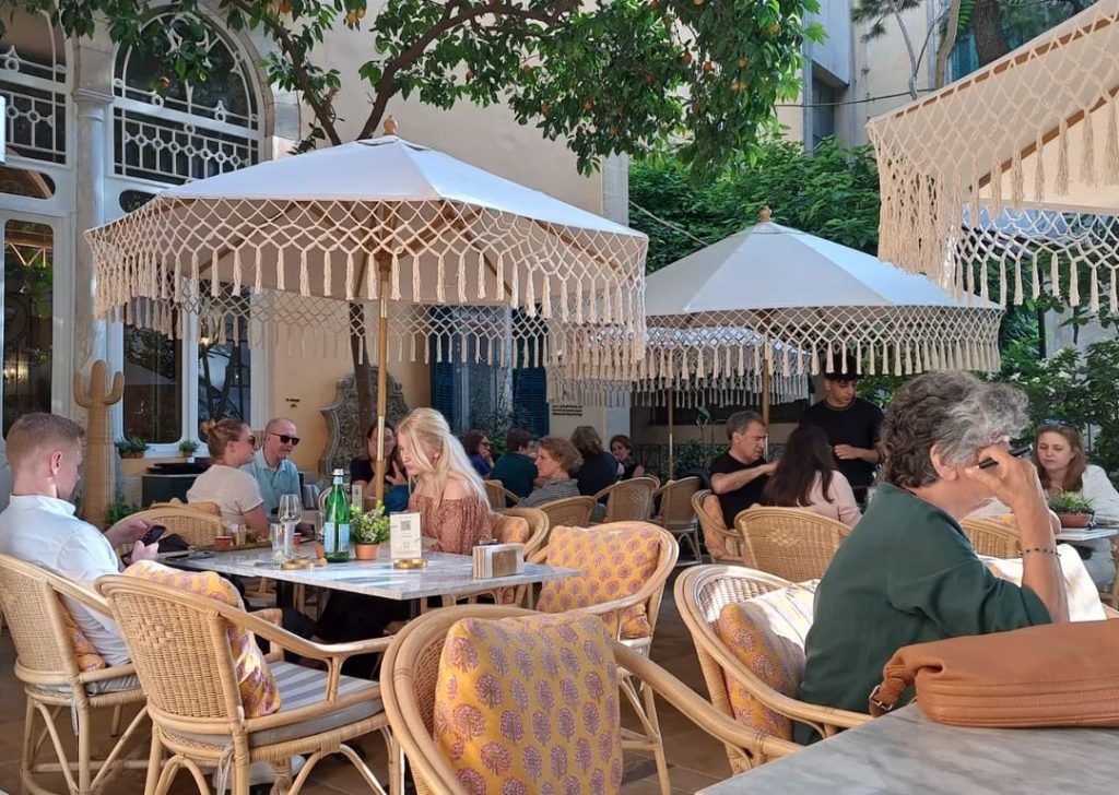 20 Lunch Ideas in Beirut for Father's Day - Lebanon Traveler
