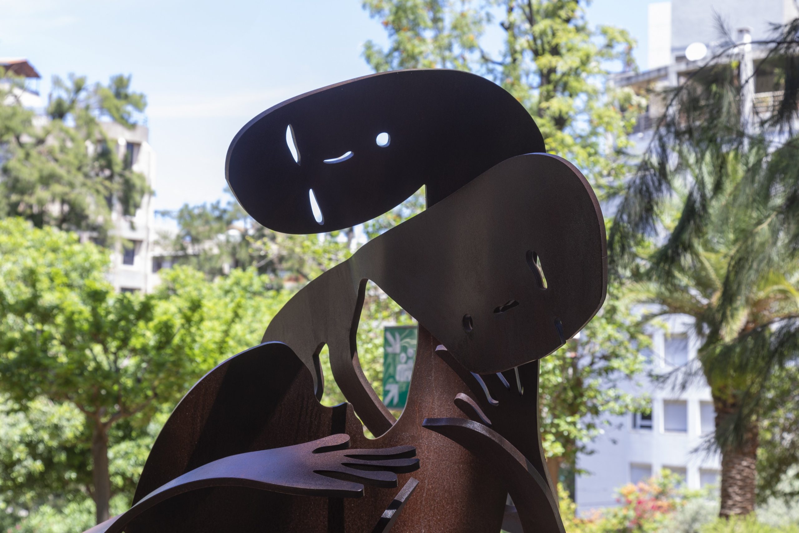 Nadim Karam's Vie Sur Vie Exhibition - Lebanon Traveler